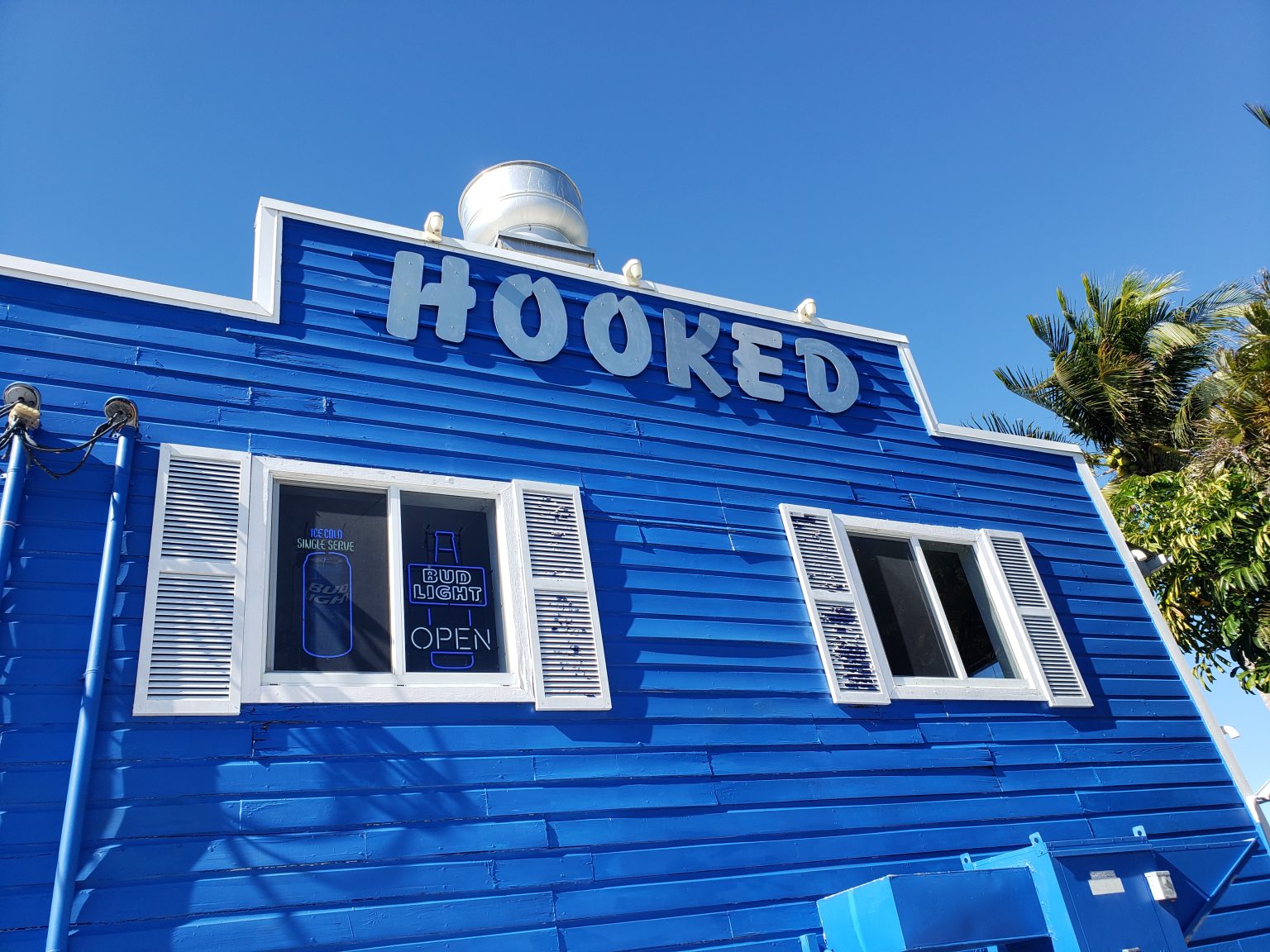 Hooked Island Grill: Seafood Restaurant in Fort Myers, FL